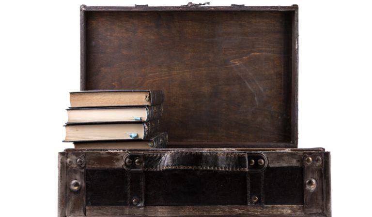 How to Pack Books | 50+ Tips Shipping and Storage of Books